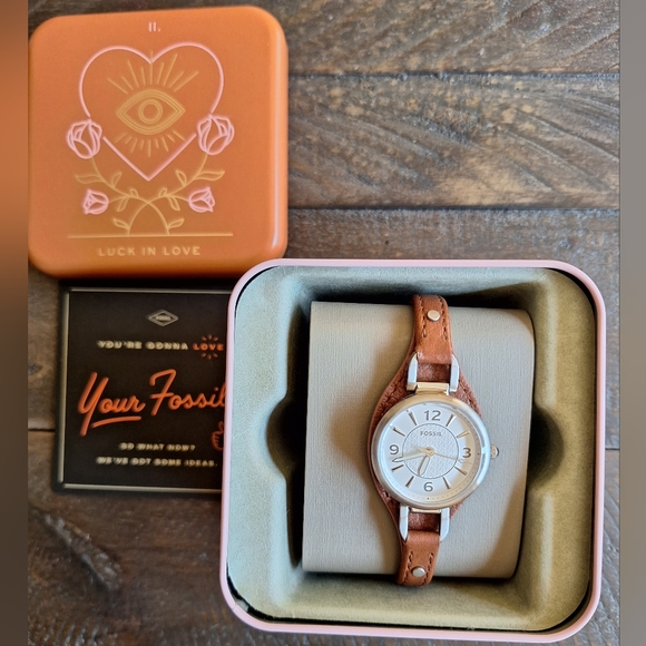 Fossil | Accessories | Fossil Women Carlie Threehand Medium Lite Hide ...